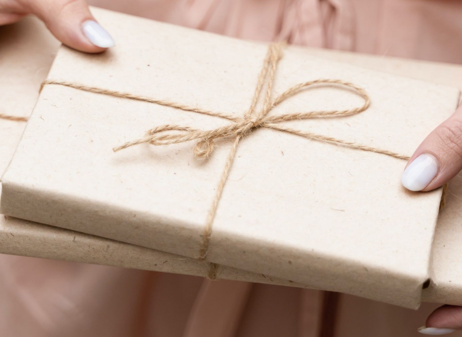 Cómo regalar un libro de forma original y dedicarlo | hofmann